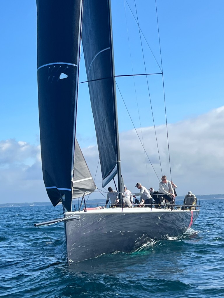 TEAMS – GL52 Series