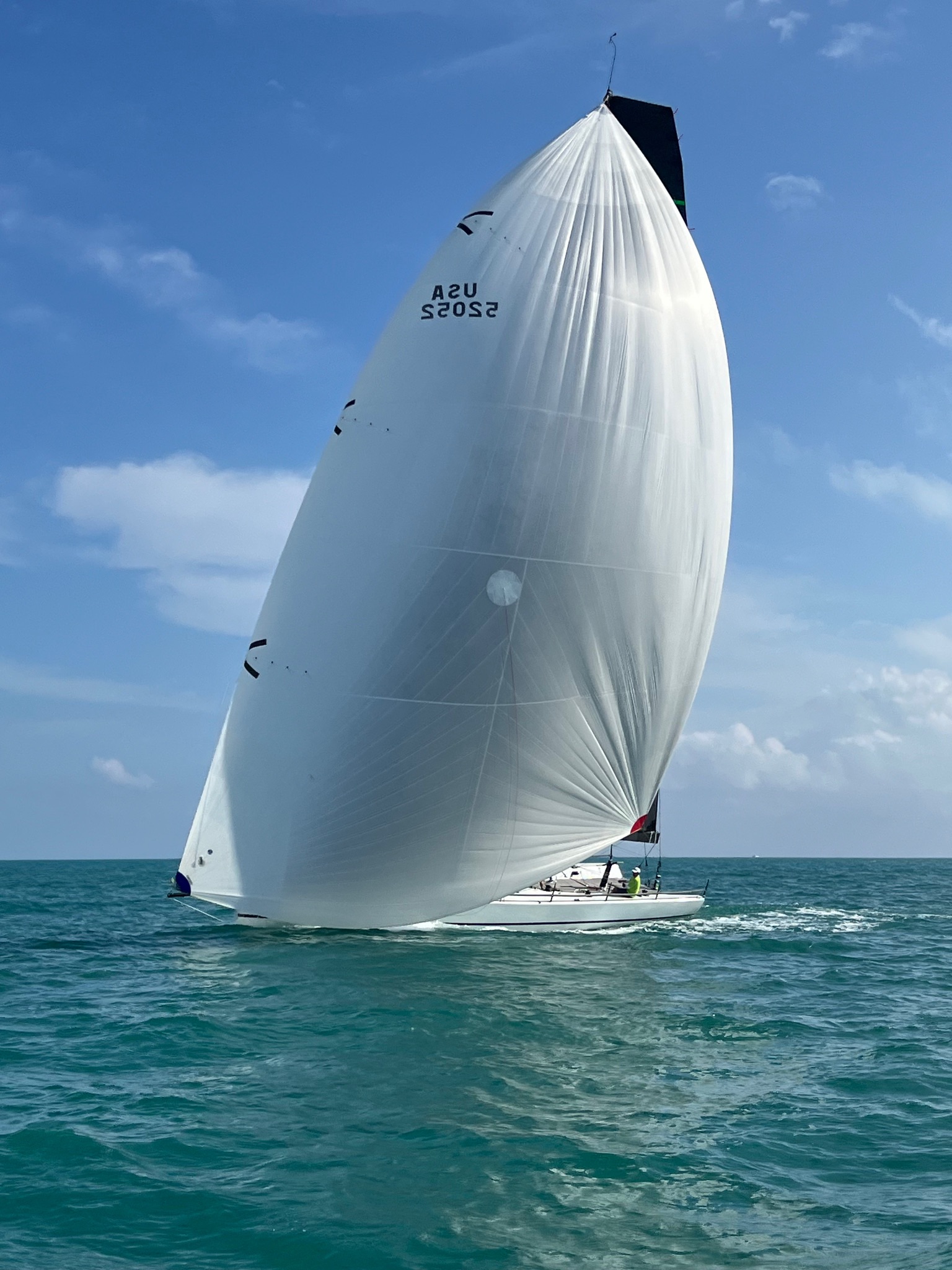 PHOTOS – GL52 Series